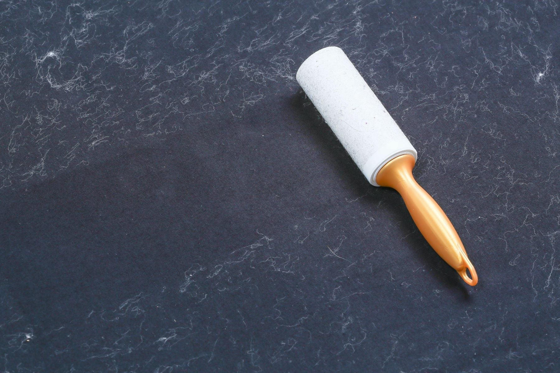 How to Get Lint off Leggings – Knix Canada